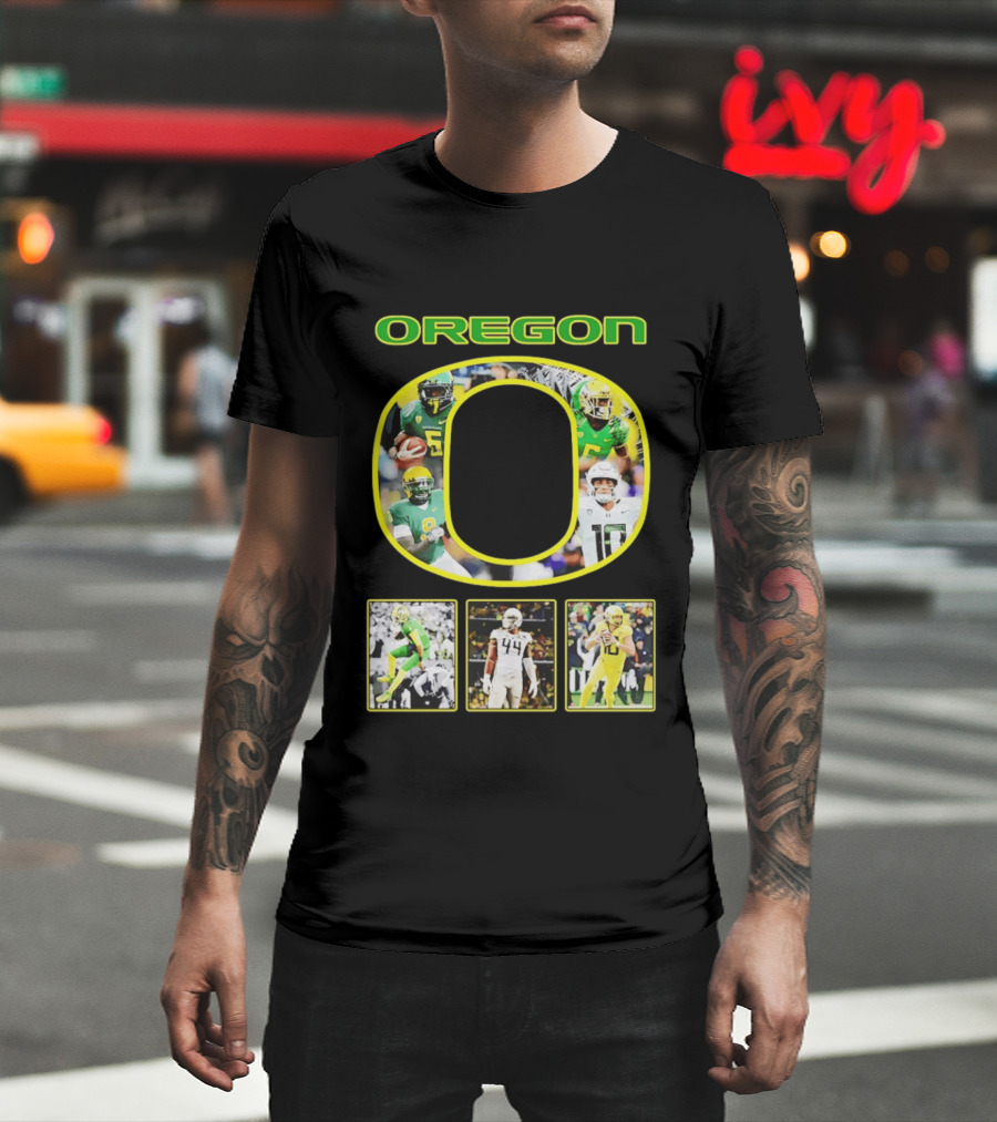Oregon Ducks Football Players Collage NCAA Team Spirit T-Shirt