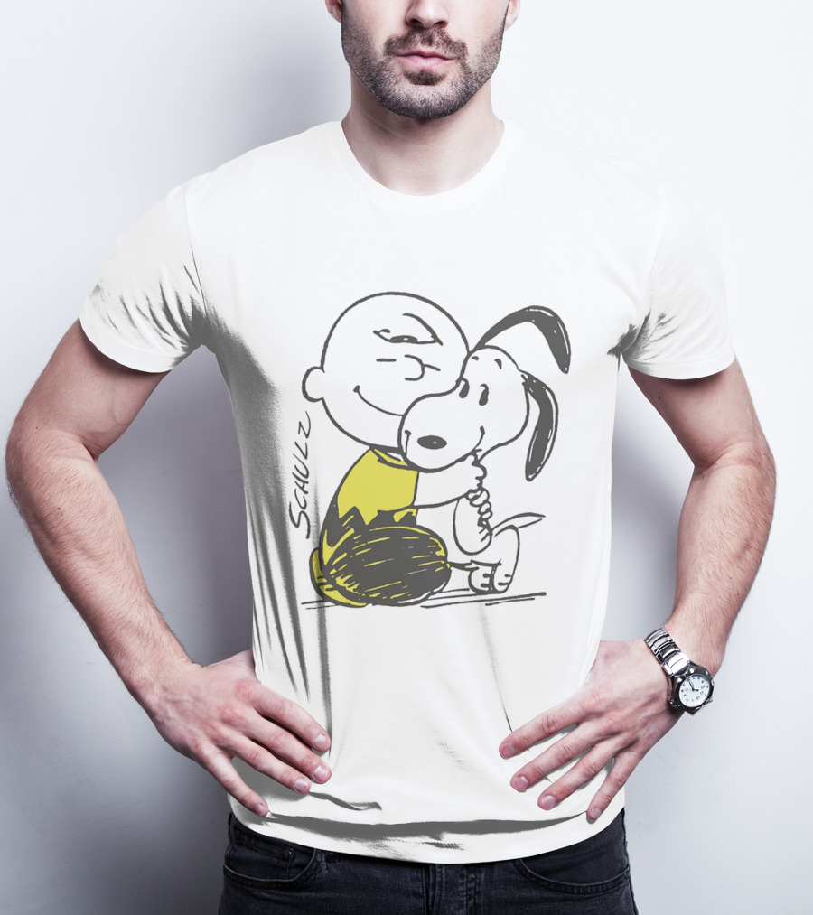 Schulz Charlie Brown Snoopy Hugging Classic Peanuts Friendship T-Shirt