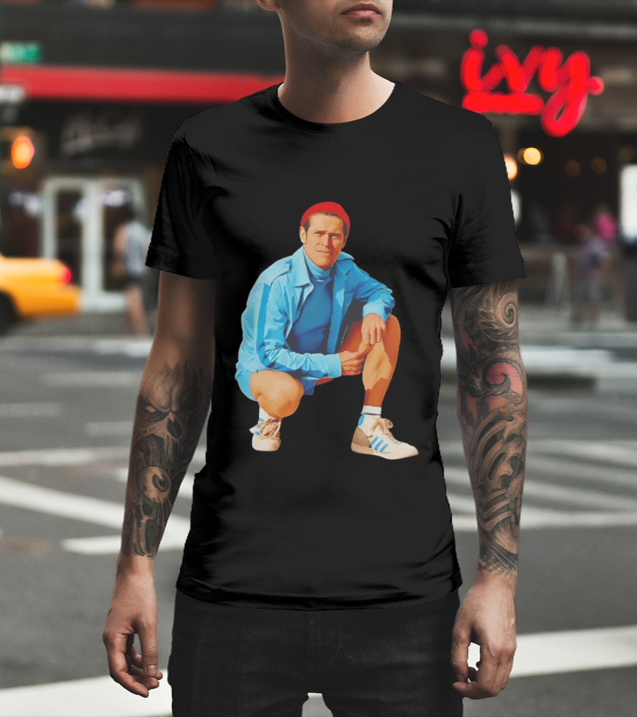 Willem Dafoe Meme Red Beanie Blue Tracksuit Squatting Pose T-Shirt