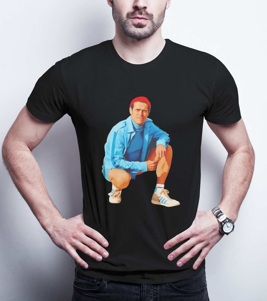 Willem Dafoe Meme Red Beanie Blue Tracksuit Squatting Pose T-Shirt
