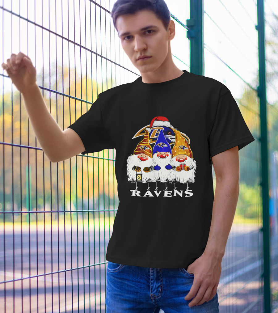 Gnomes Baltimore Ravens Christmas T-Shirt