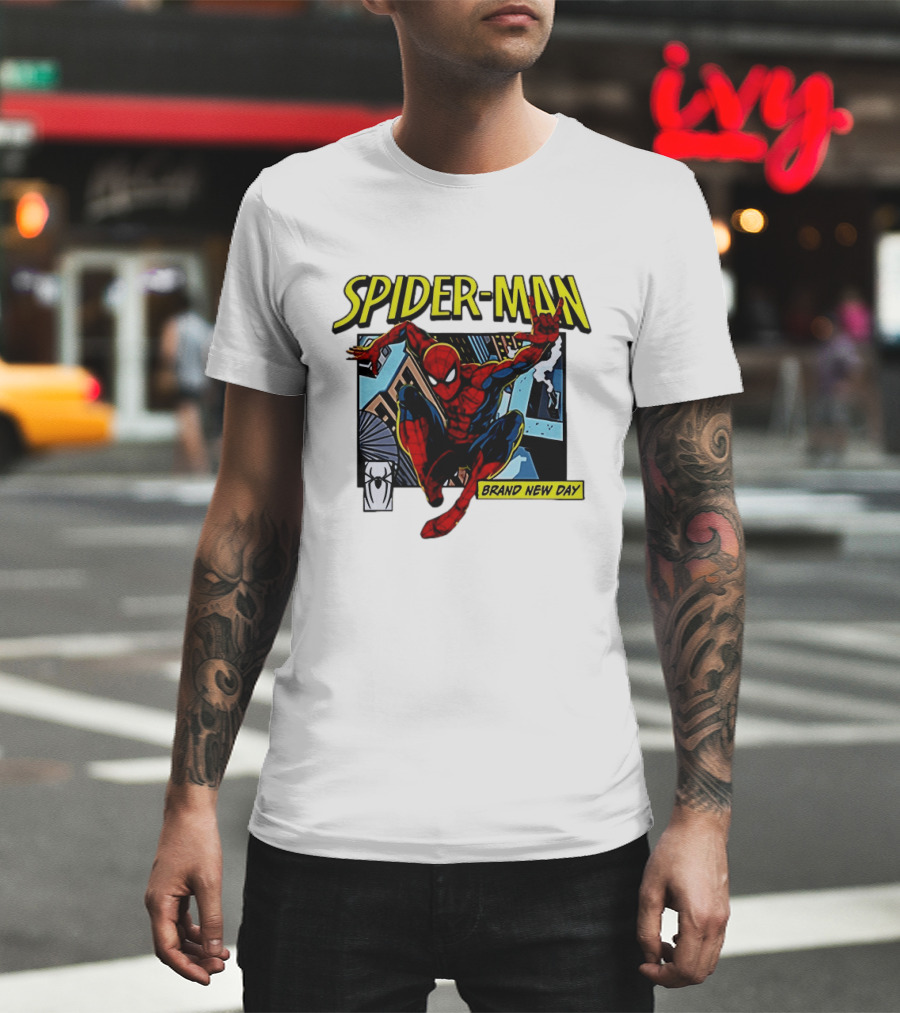 Spider Man Brand New Day Iconic Comic Style Swinging Action T-Shirt