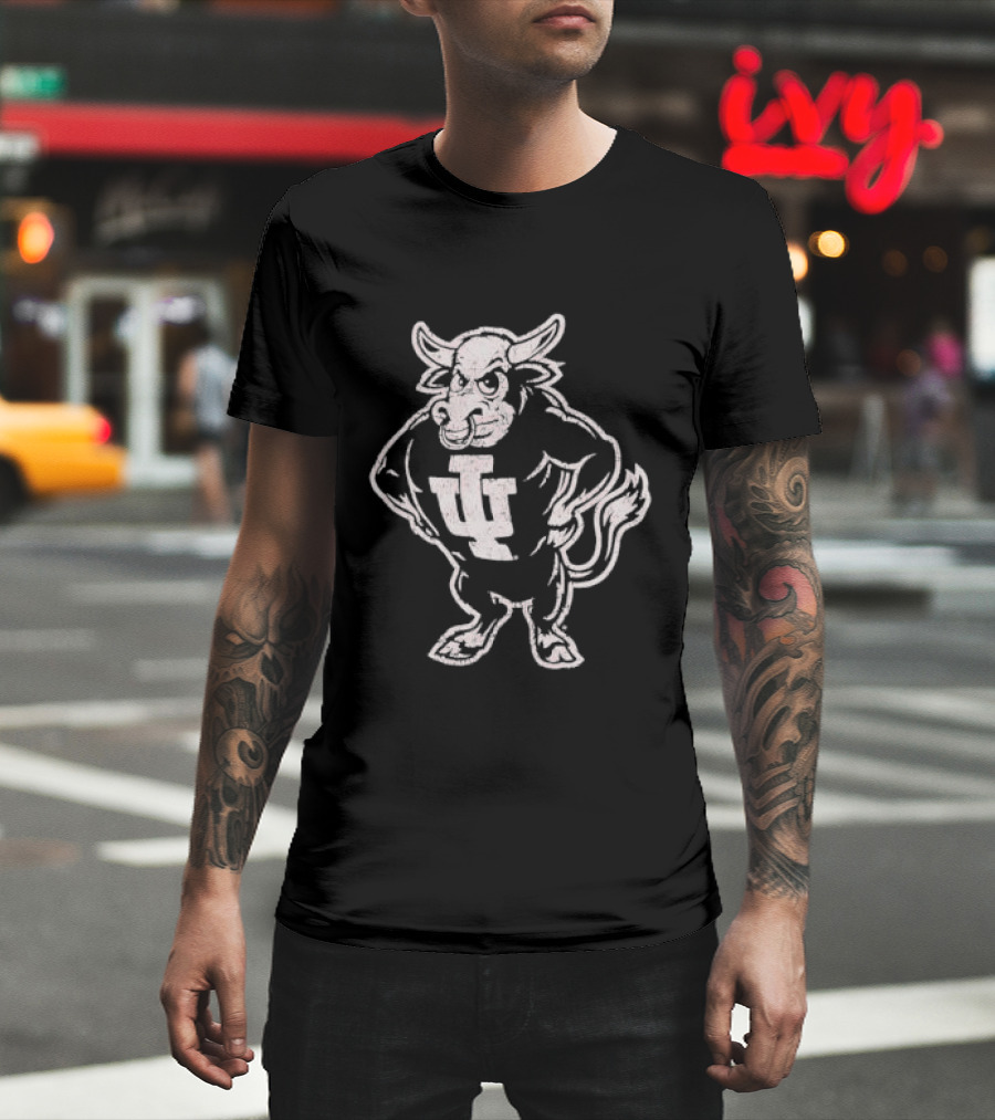 Indiana Hoosiers NCAA Vintage Style Distressed Muscular Bull T-Shirt
