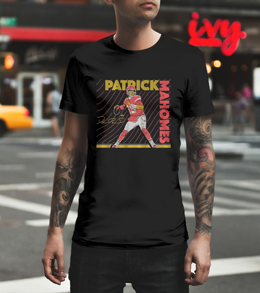 Patrick Mahomes Kansas City Chiefs Football Player Signature T-Shirt