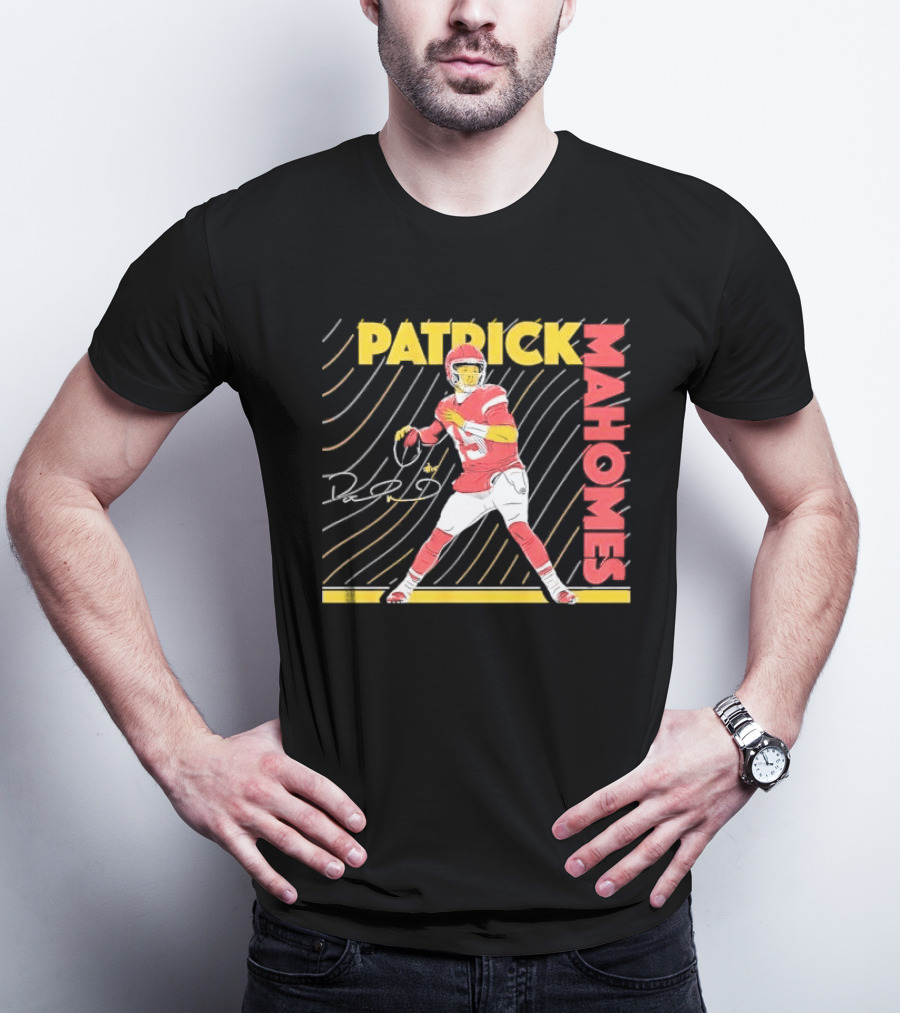 Patrick Mahomes Football Quarterback Signature Wavy Line T-Shirt