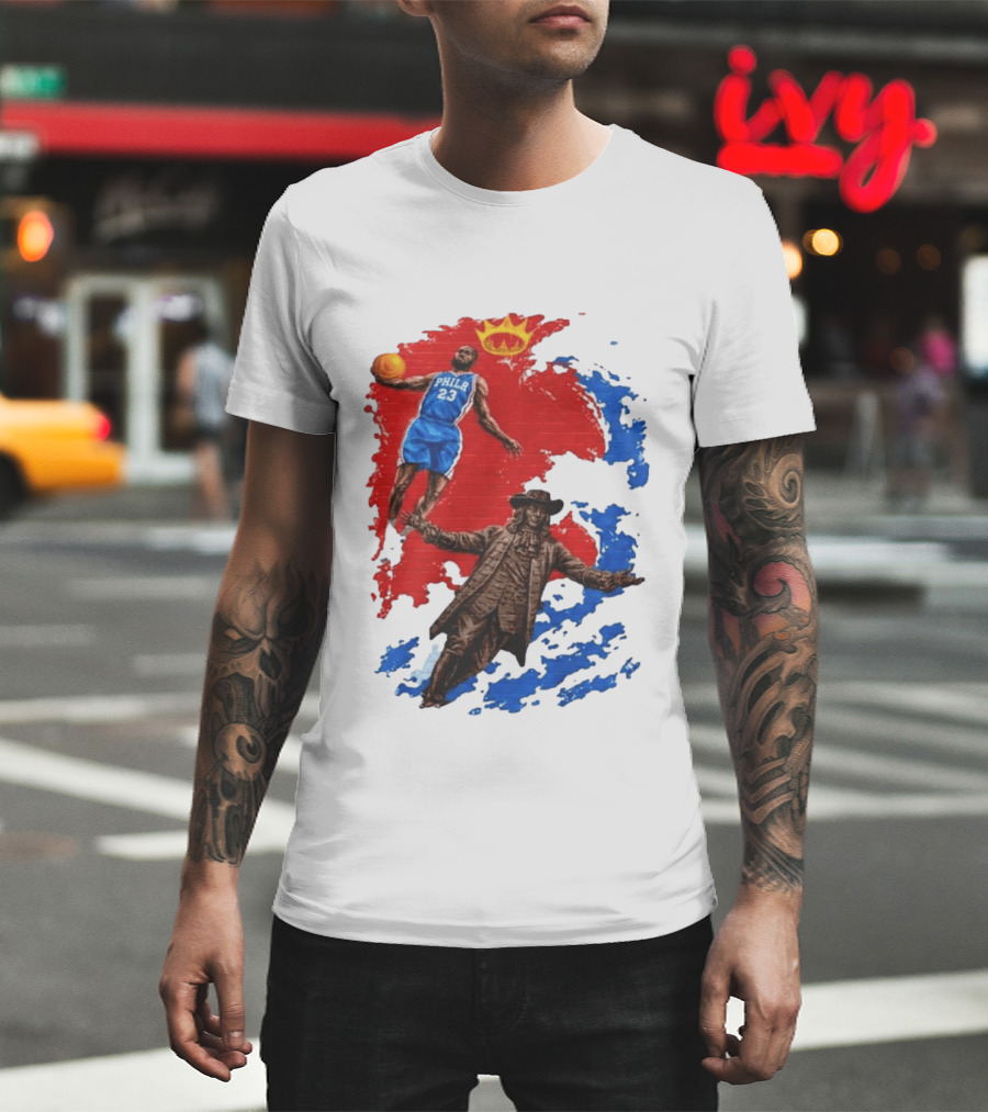 LeBron James Philadelphia Crown Mural Art In Chinatown T-Shirt