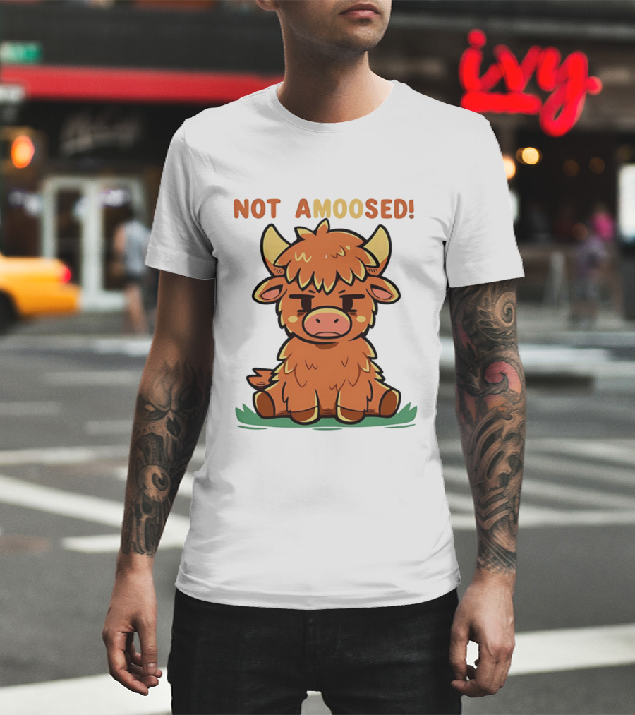Not Amoosed Cute Grumpy Highland Cow Pun T-Shirt