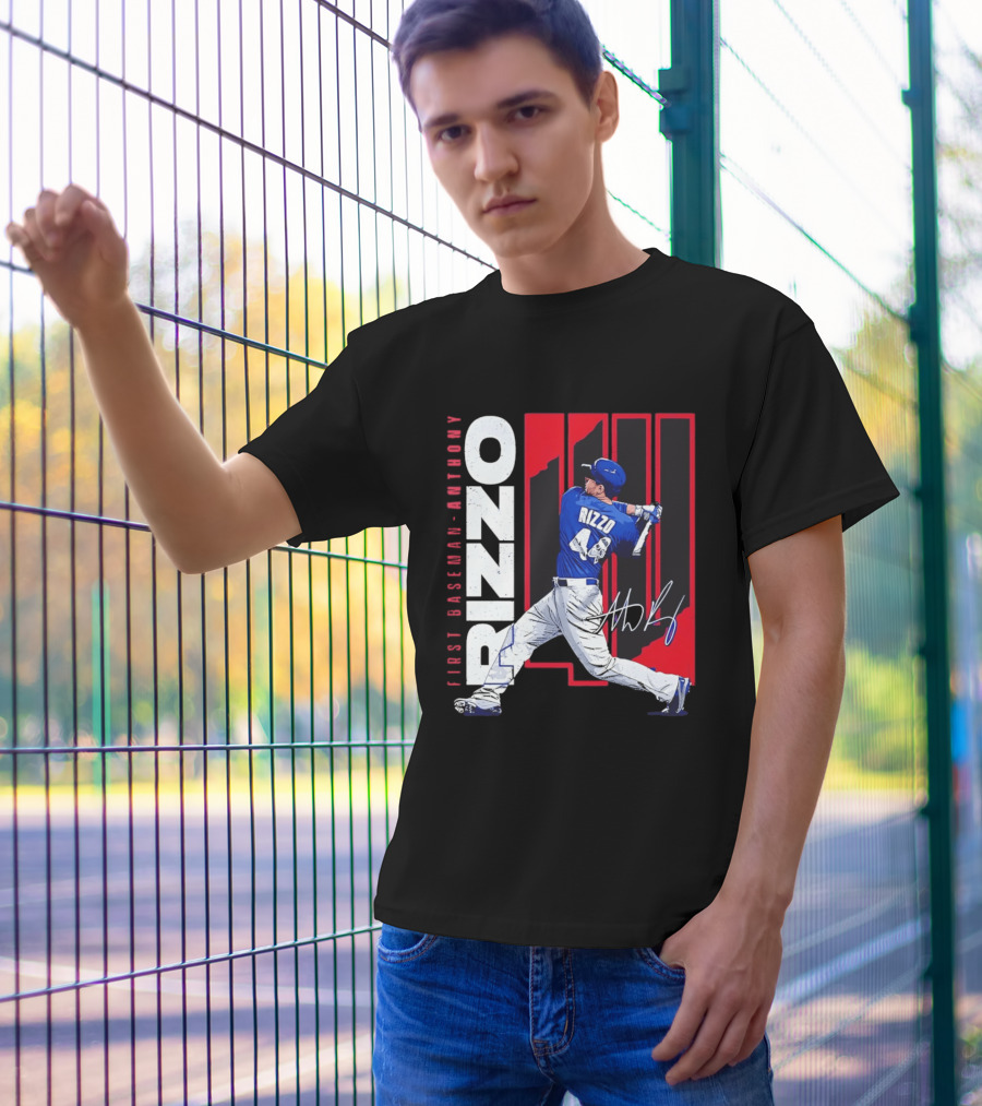 First Baseman Anthony Rizzo Swinging Action 44 Distressed T-Shirt