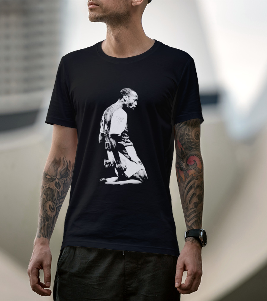 Lindsey Heaps Thierry Henry Football Soccer Arsenal T-Shirt