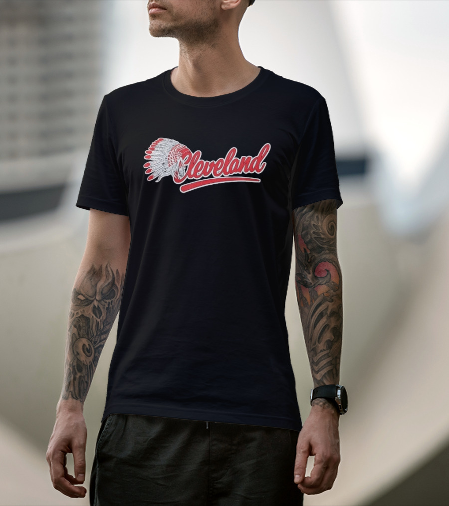 Cleveland Native American Feather Headdress Distressed Script T-Shirt