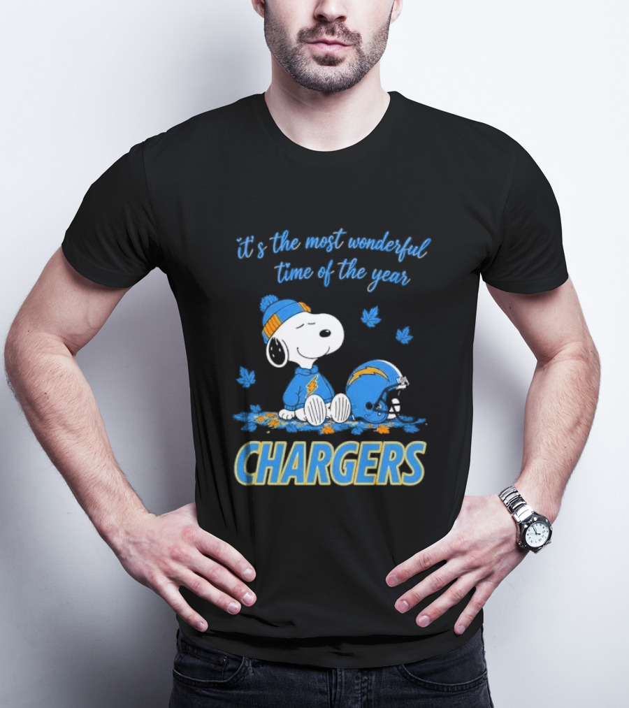 It's The Most Wonderful Time Of The Year Los Angeles Chargers Snoopy Sitting Helmet Falling Leaves T-Shirt