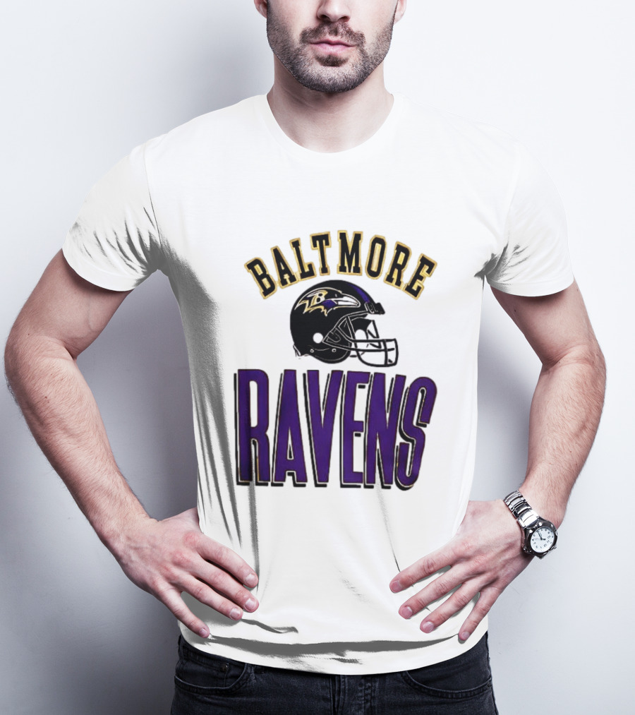 Baltimore Ravens Everyone Es Women's Sports Ravens Helmet T-Shirt