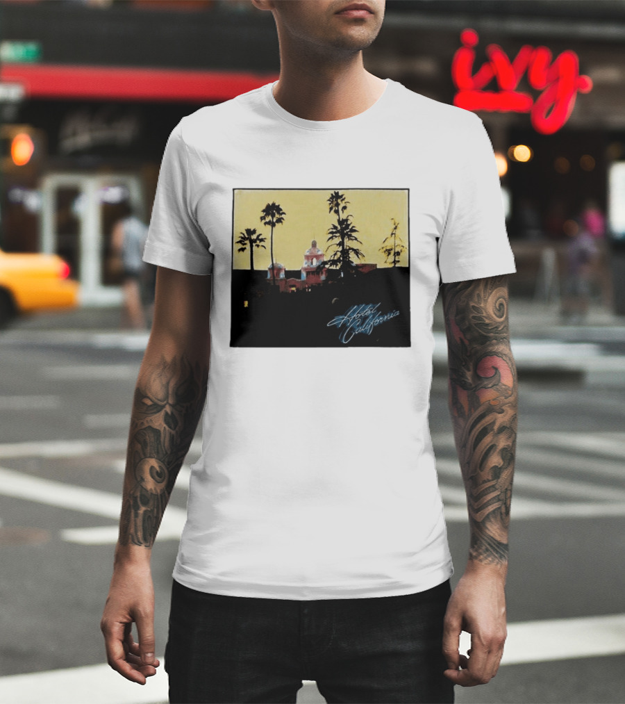 Hotel California Resort Scene 90s Eagles Justin Bieber 1995 T-Shirt
