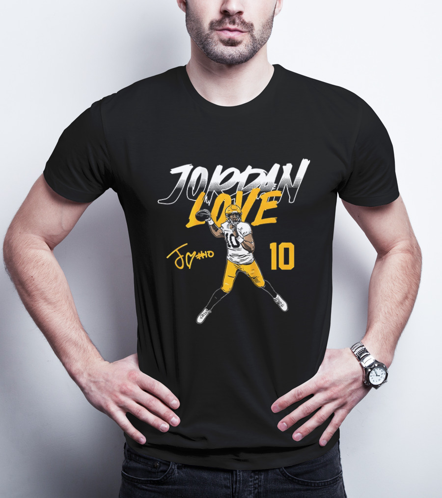 Jordan Love 10 Signature Pose Green Bay Packers T-Shirt