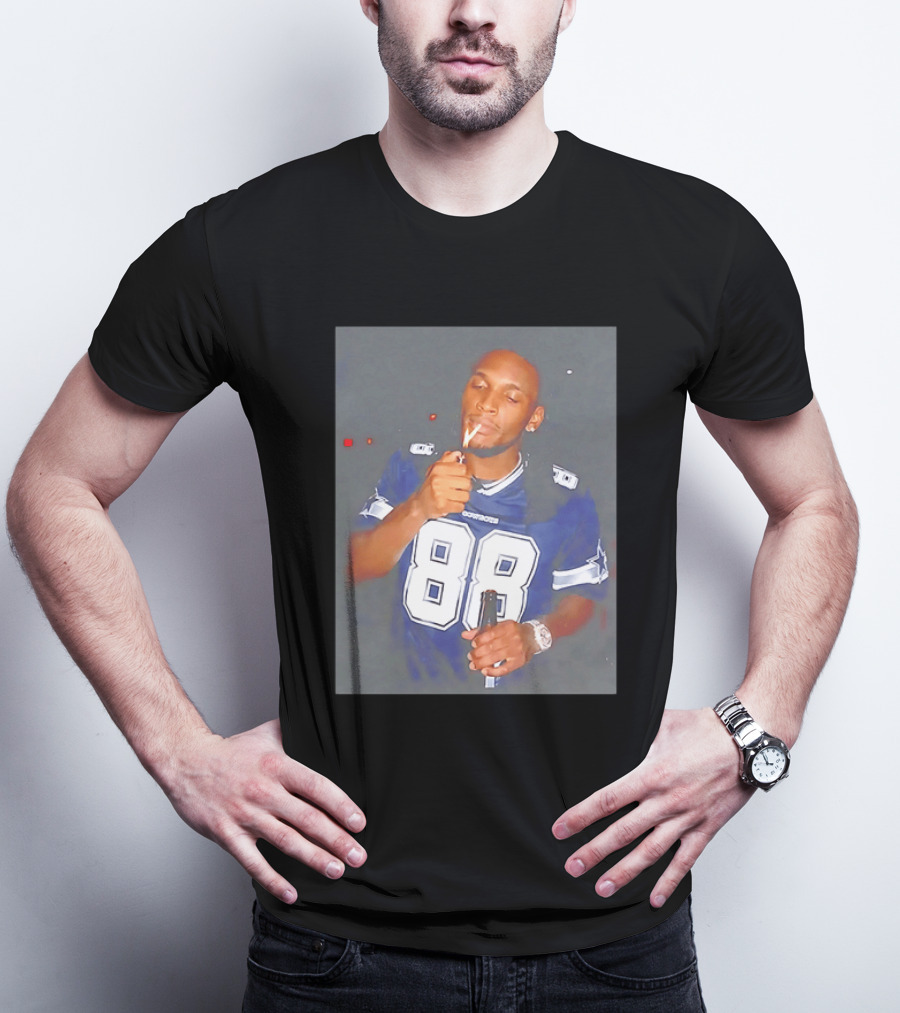 CeeDee Lamb Dallas Cowboys 88 Jersey Holding Beer Smoking T-Shirt