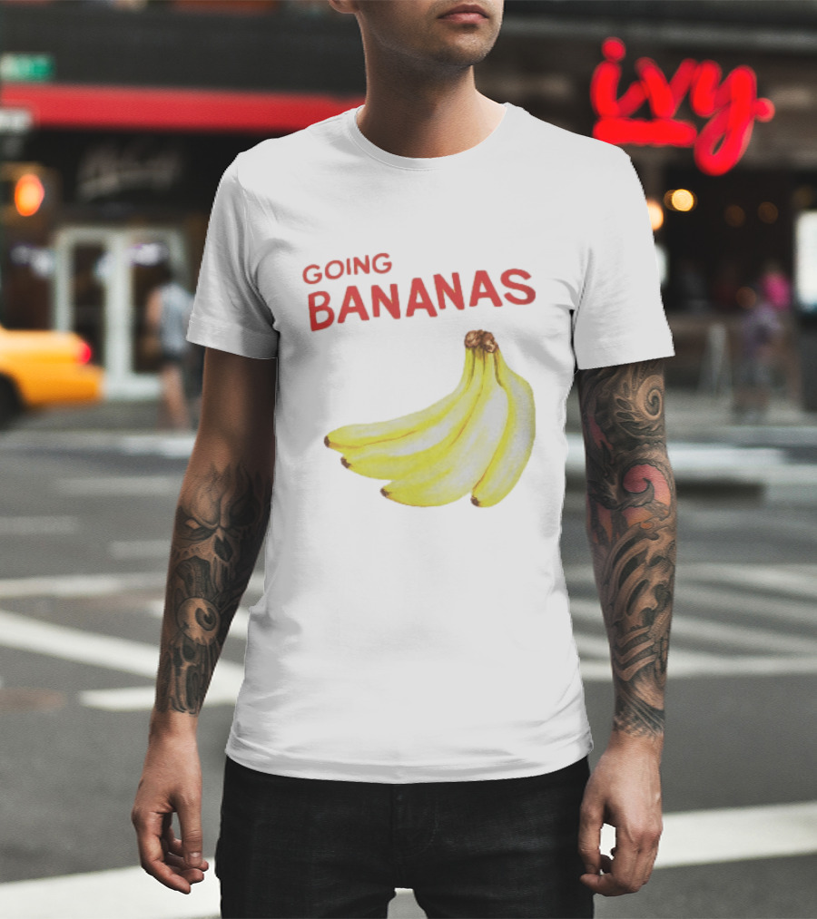 Going Bananas Funny Yellow Fruit Pun T-Shirt