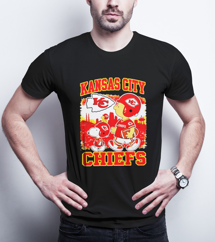 Kansas City Chiefs Snoopy Woodstock Skyline Football 2026 T-Shirt