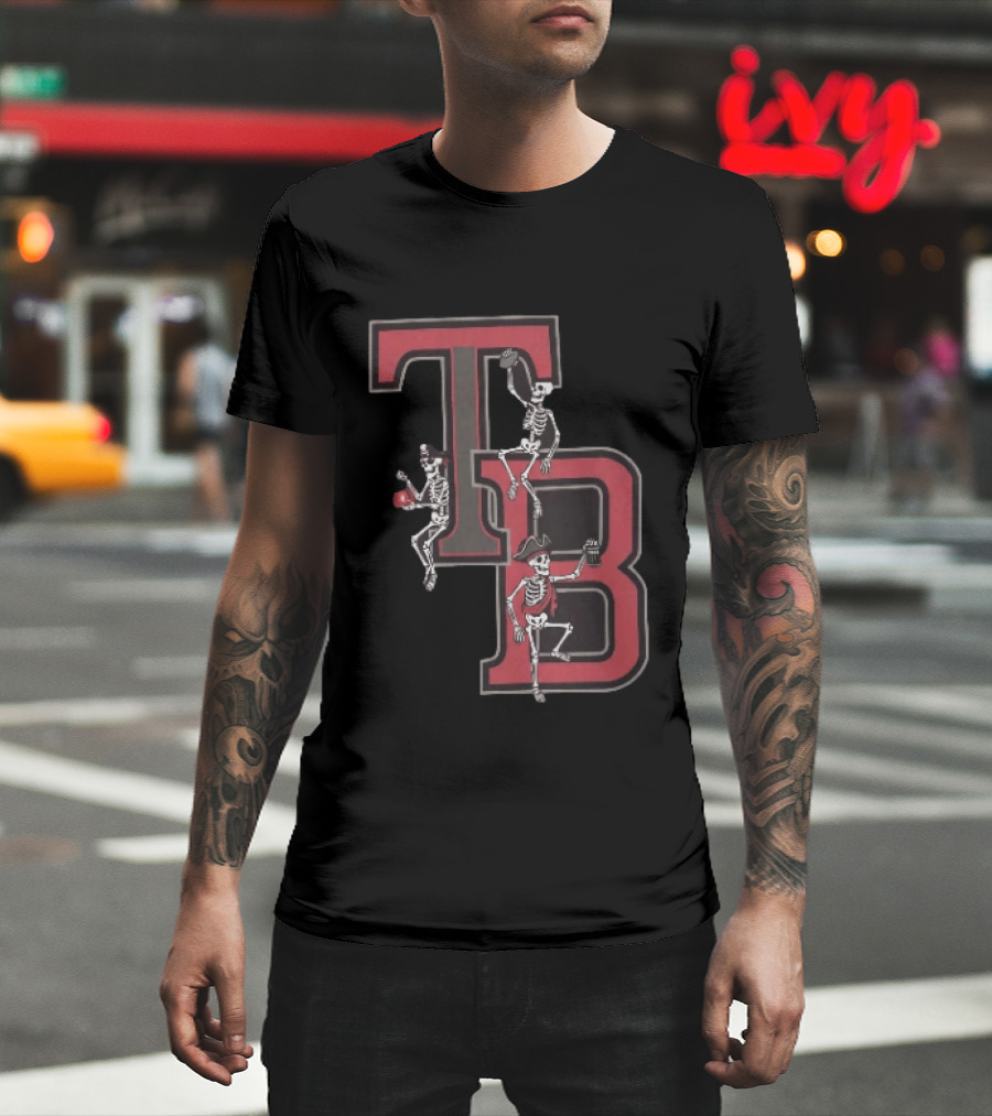 Tampa Bay Buccaneers TB Pirate Skeletons Football T-Shirt