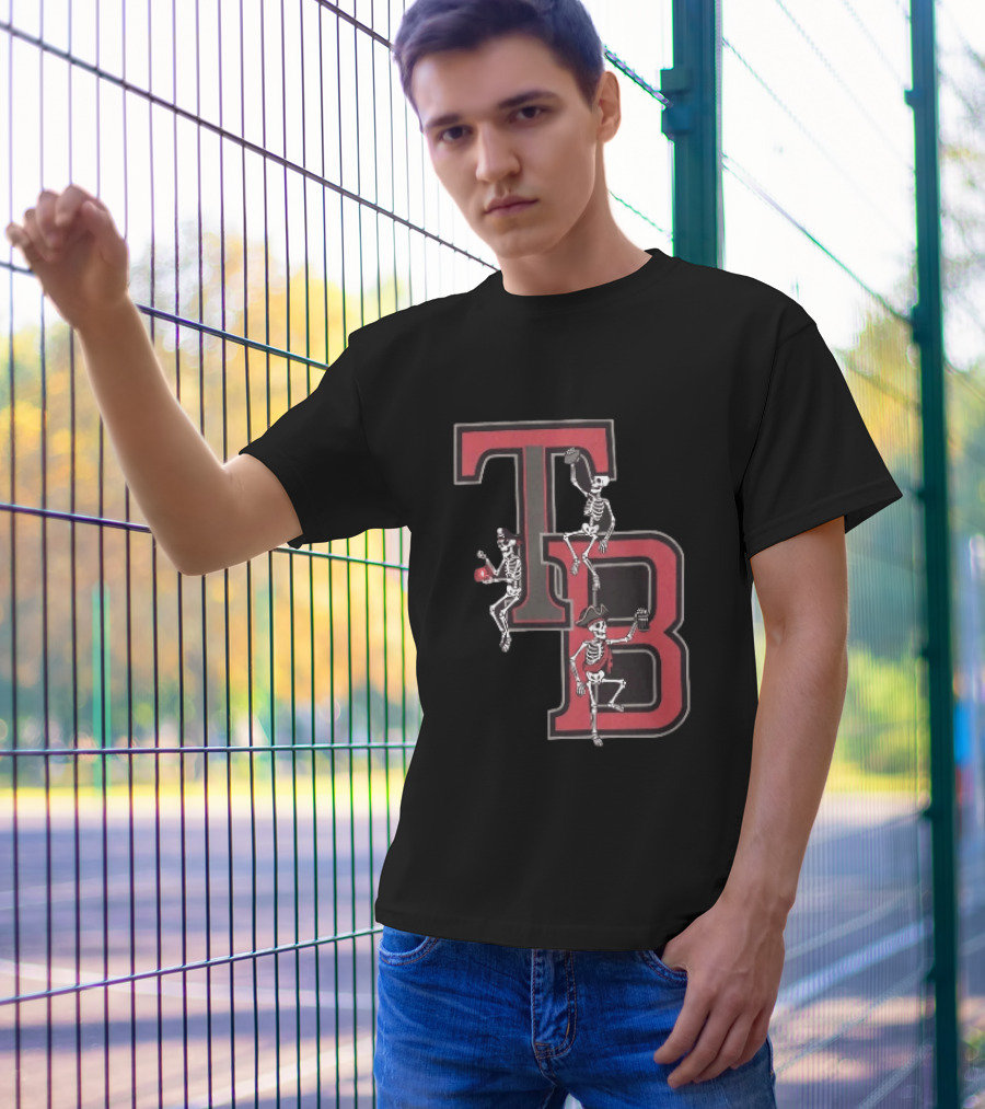 Tampa Bay Buccaneers TB Pirate Skeletons Football T-Shirt