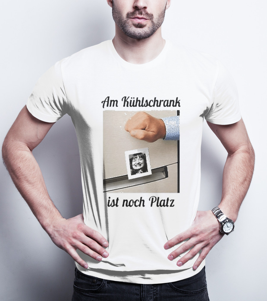Am Kühlschrank Ist Noch Platz Foto Moustache Hand T-Shirt
