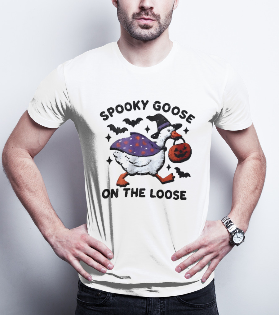 Spooky Goose On The Loose Witch Hat Pumpkin Cape Bats T-Shirt