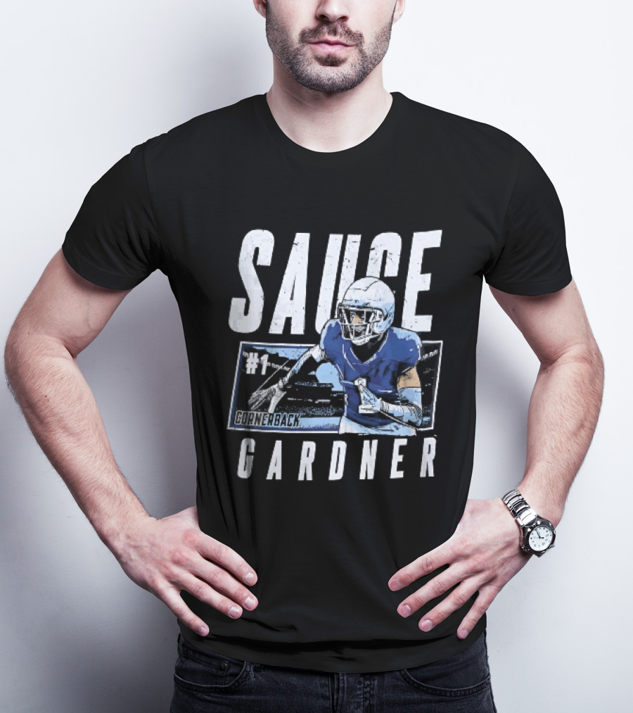 Sauce Gardner Cornerback Football Player Pose Distressed Frame T-Shirt
