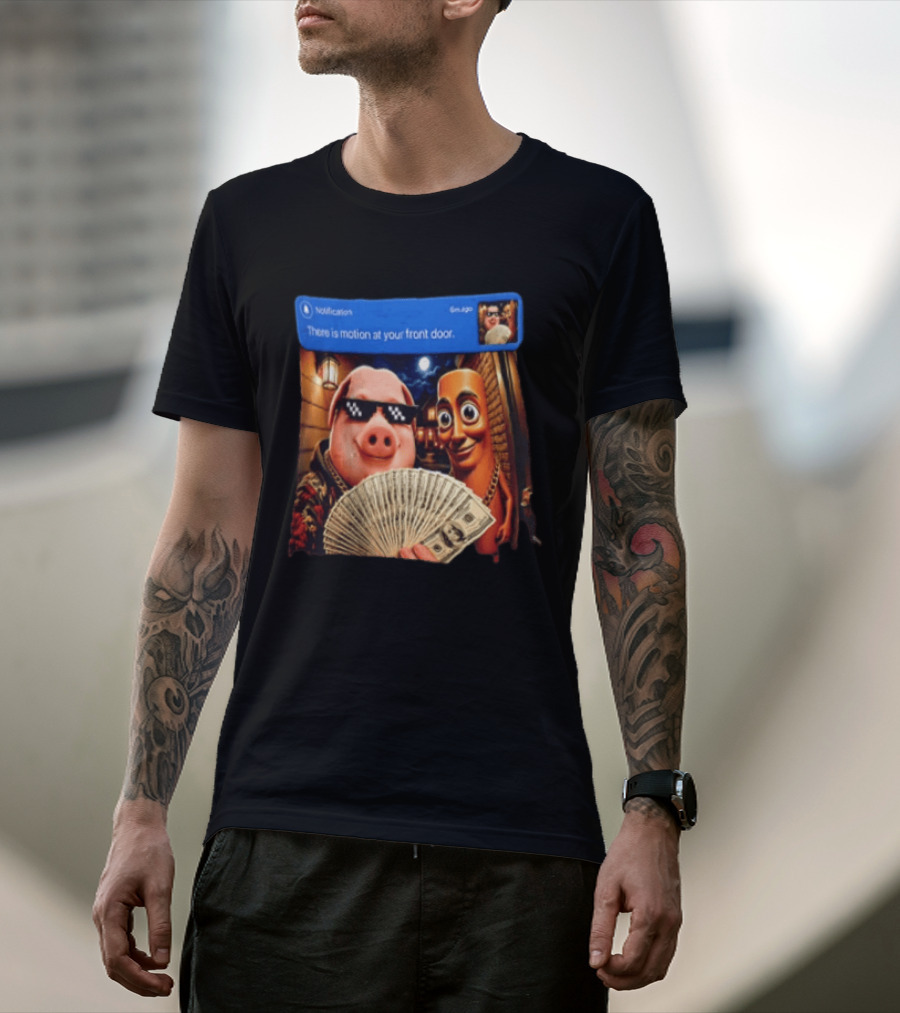 Notification Meme Pig And Wooden Man With Money Motion Alert T-Shirt