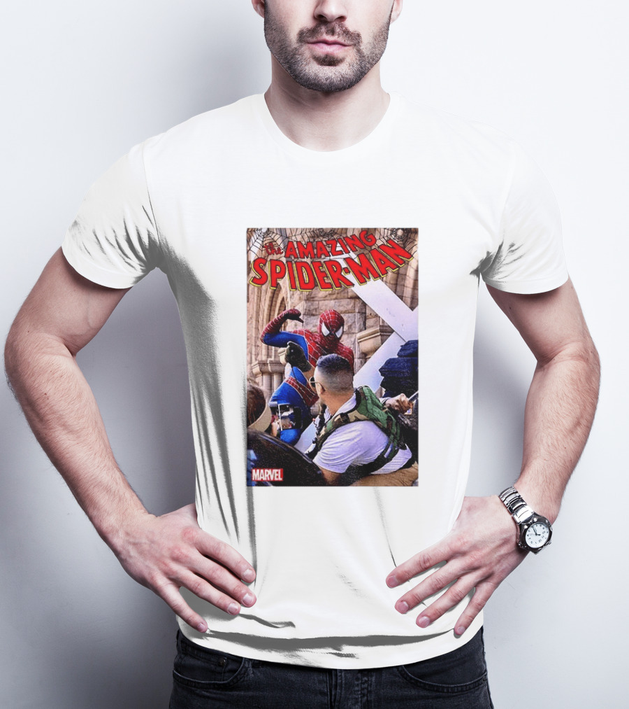 The Amazing Spider Man Marvel Comic Scene T-Shirt