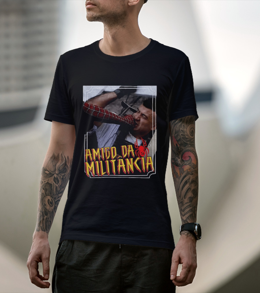 Amigo Da Militância Spider Man Punching T-Shirt