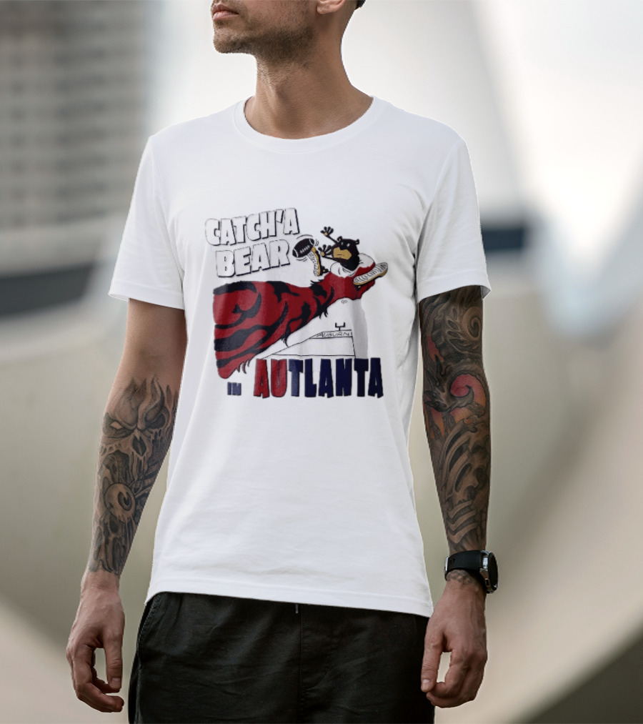 Catch A Bear Auburn Tigers Autlanta Football Cartoon T-Shirt