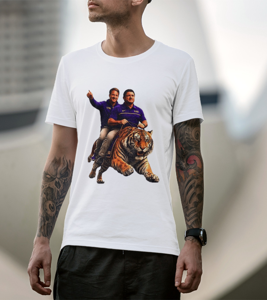 Bayou Brothers Tiger Riding LSU Coach Ed Orgeron Vs Kim Mulkey T-Shirt