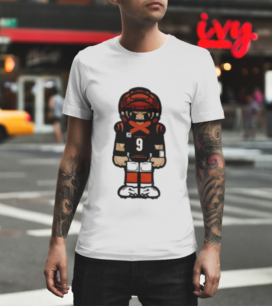 Joe Burrow Cincinnati Bengals 9 Chibi Football 2026 T-Shirt