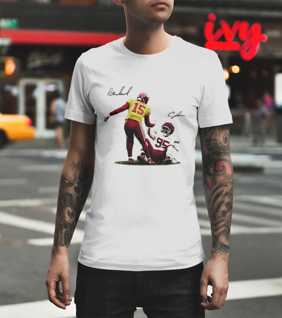 Kansas City Chiefs Mahomes 15 Jones 95 Football Player Signatures T-Shirt