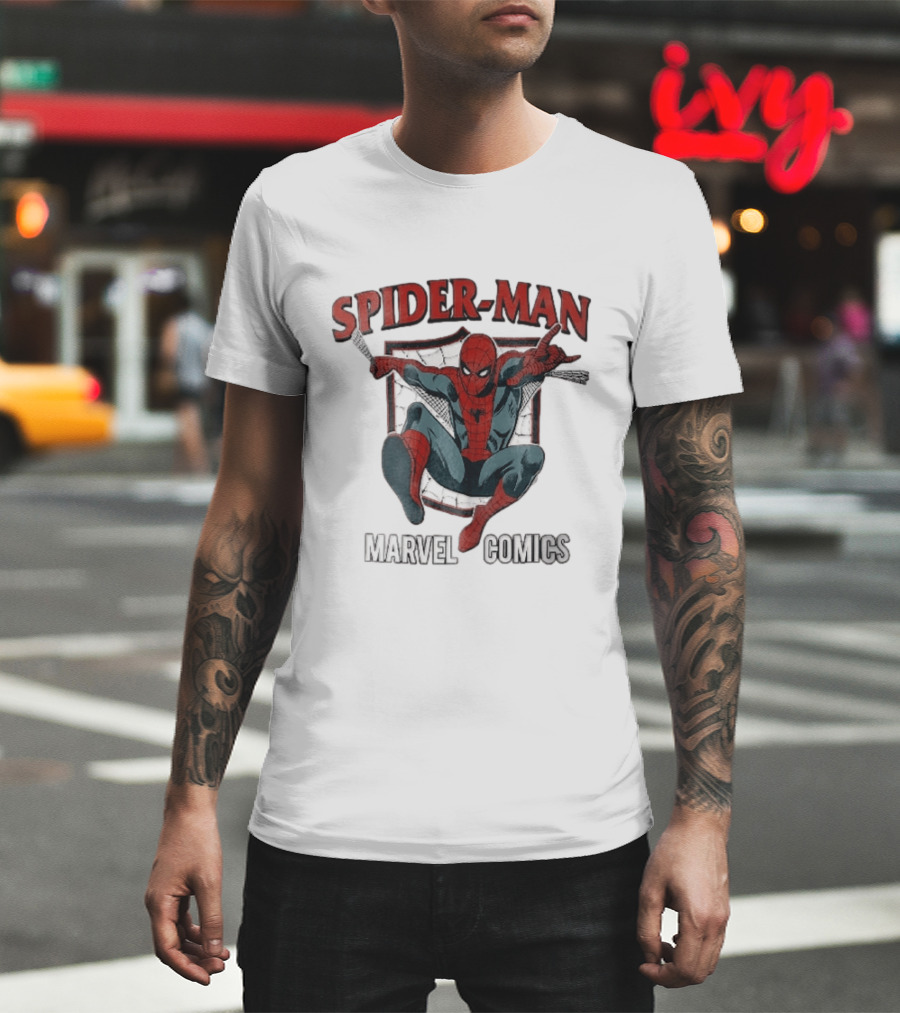 Spider Man Marvel Comics Crouching Web Shield Pose T-Shirt