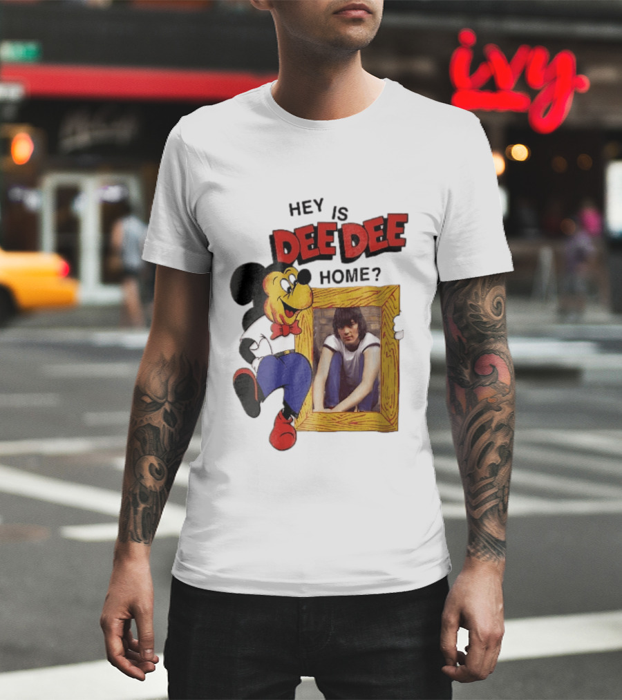 Hey Is Dee Dee Home Cartoon Mickey Mouse Holding Framed Photo T-Shirt