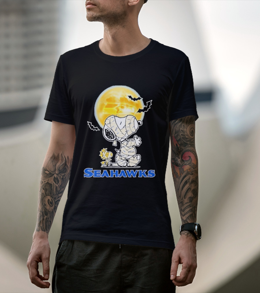 Seattle Seahawks Snoopy Mummy Halloween Moon T-Shirt