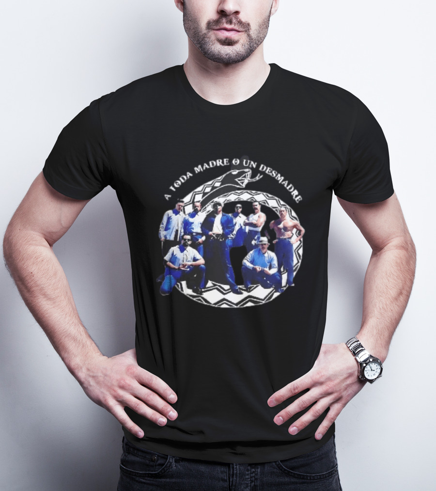 A Toda Madre O Un Desmadre Gangsters Team Vintage Style Photography Group Pose T-Shirt