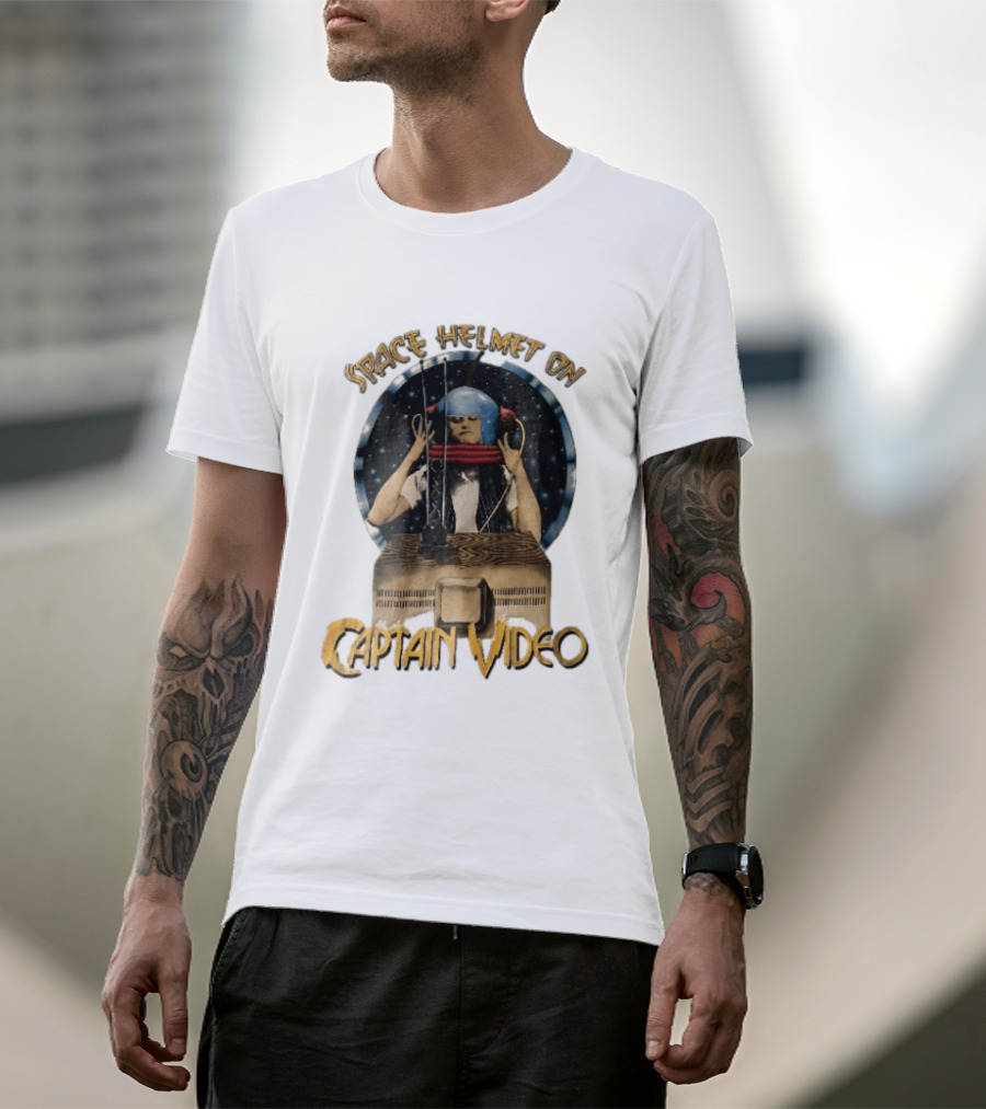 Space Helmet On Captain Video Retro Sci Fi Adventure T-Shirt