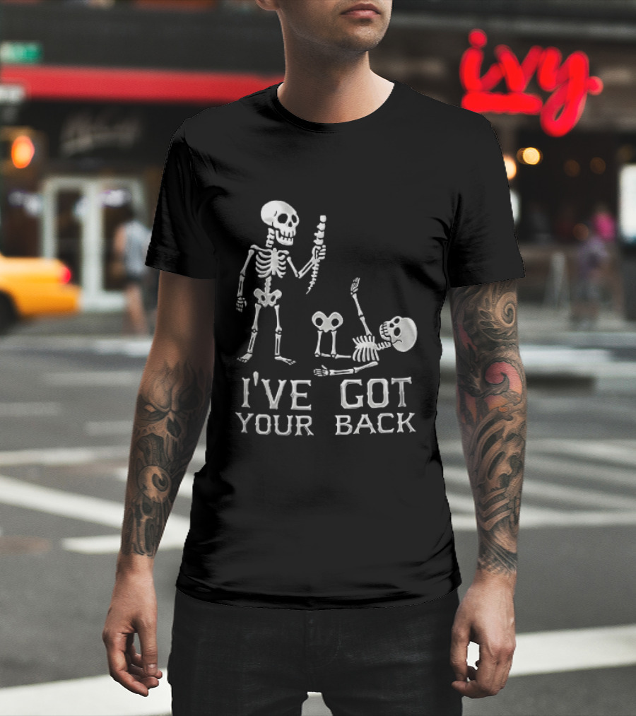 I've Got Your Back Skeleton Humor Holding Spine Over Fallen Body T-Shirt