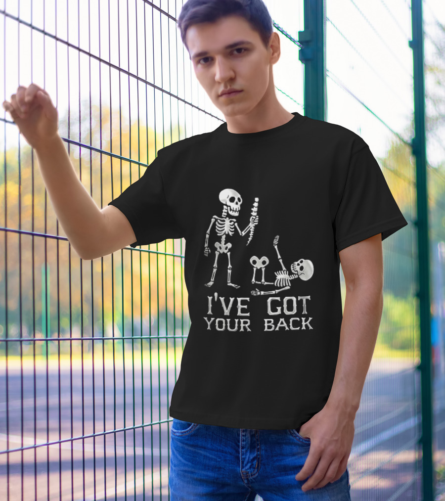 I've Got Your Back Skeleton Humor Holding Spine Over Fallen Body T-Shirt