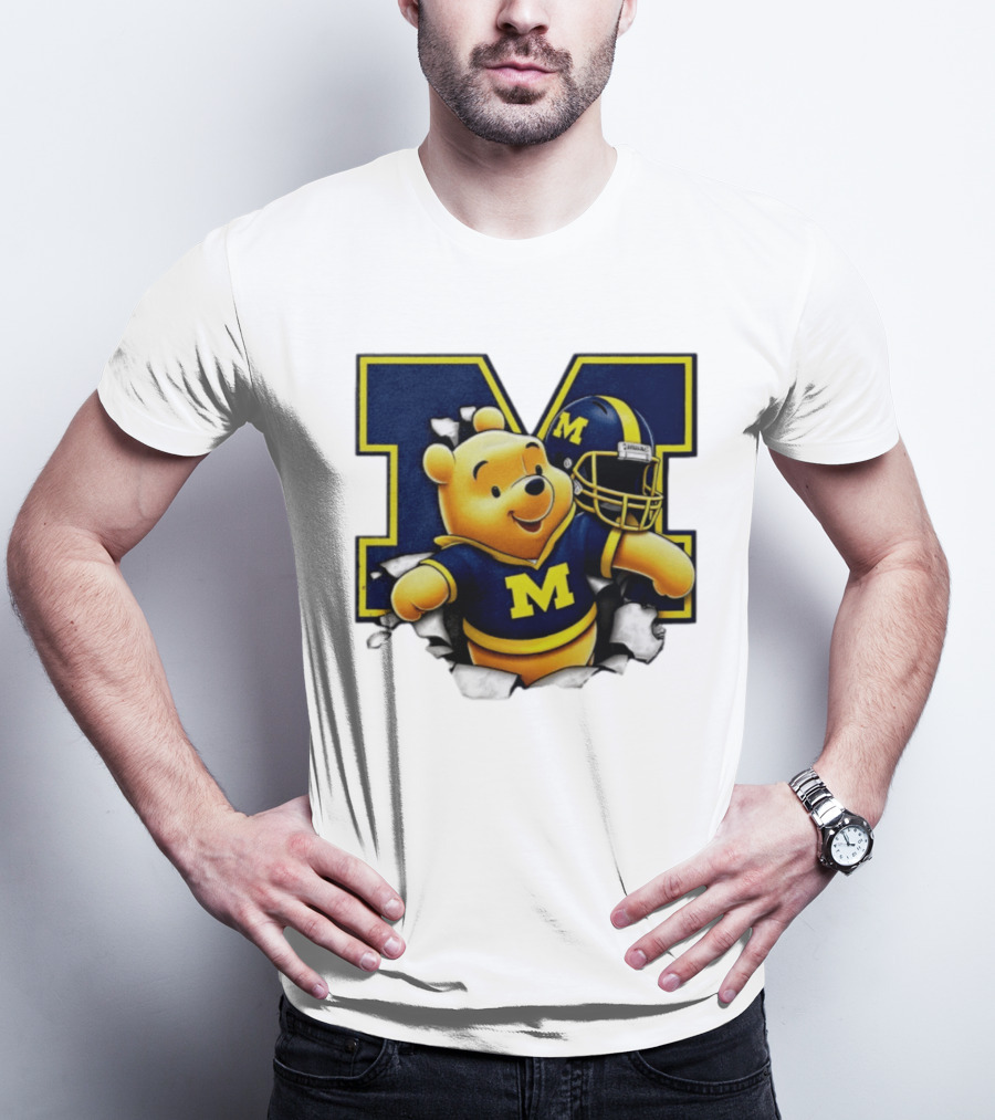 Winnie The Pooh Michigan Wolverines Football M Helmet T-Shirt
