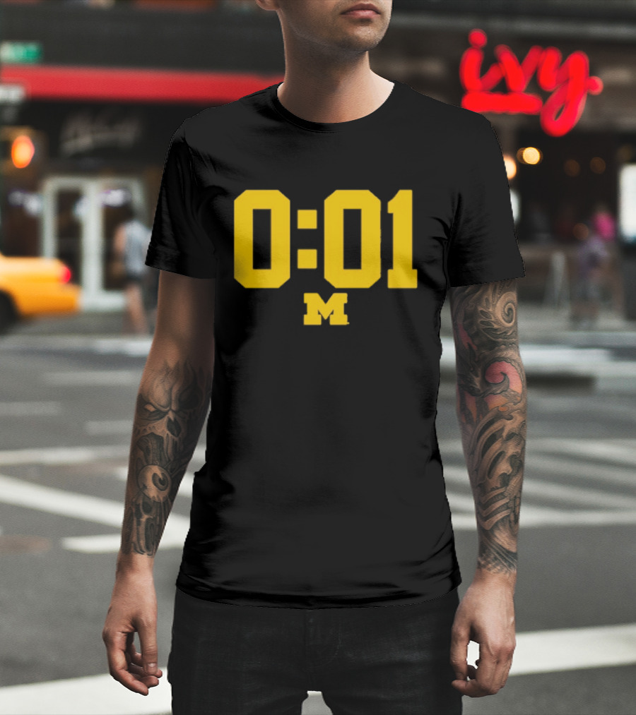 Michigan Wolverines 0.01 Seconds M T-Shirt