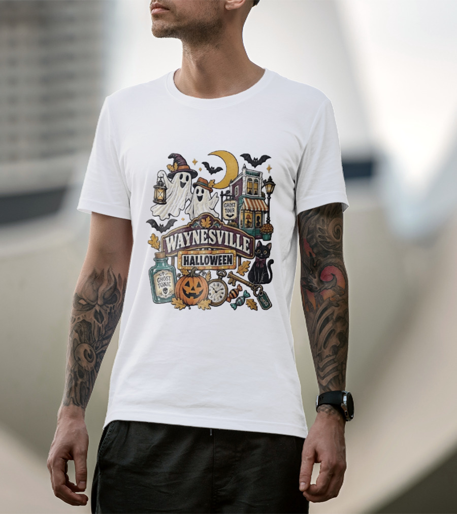 Waynesville Halloween Ghost Tour Ohio Cartoon Pumpkin Black Cat Crescent Moon Ghost Tonic Key T-Shirt