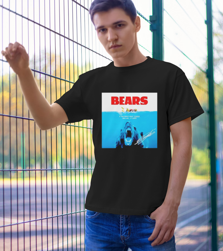 BEARS Caleb Williams Green Bay Packers Player Swimming Bear If You Forgot What Terror Was Like It's Back Chicago Bears T-Shirt