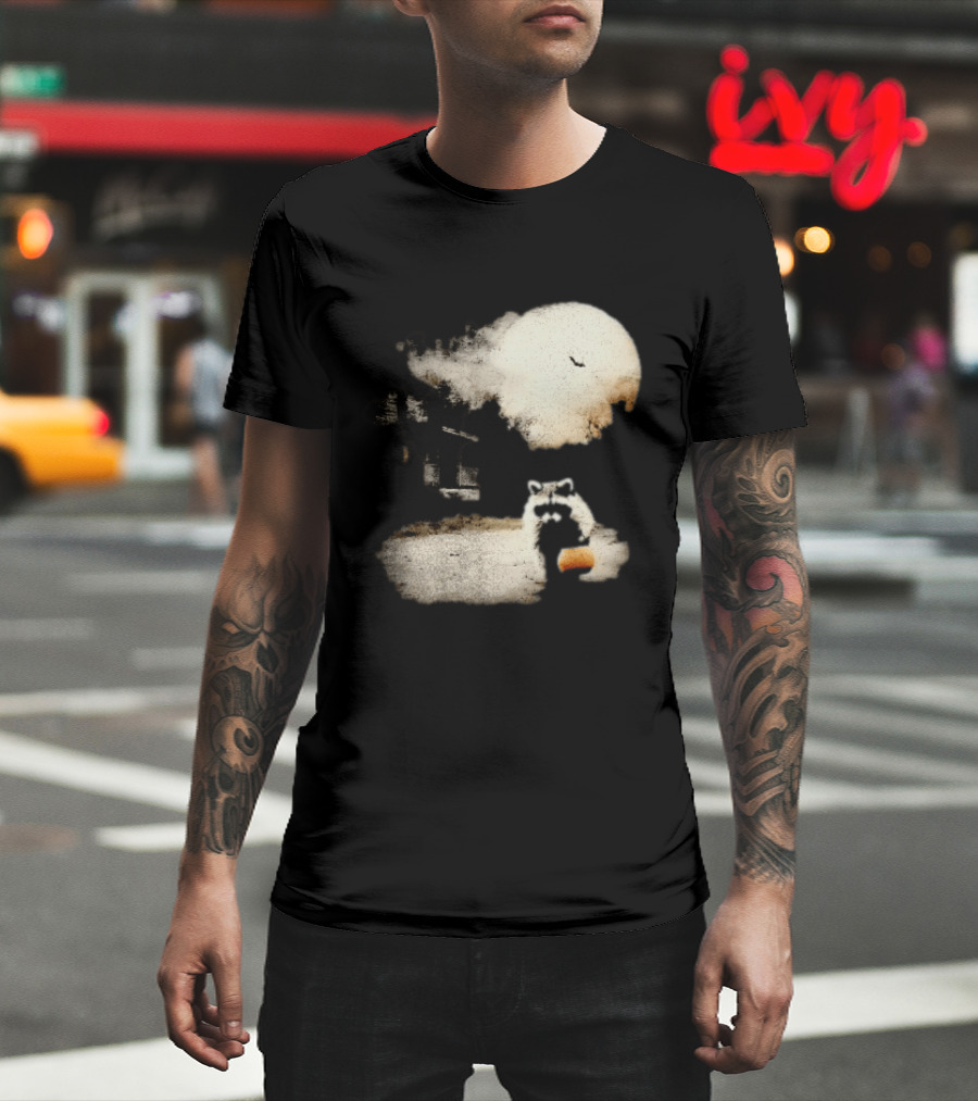 Halloween Spooky Pumpkin Raccoon Full Moon Scene T-Shirt