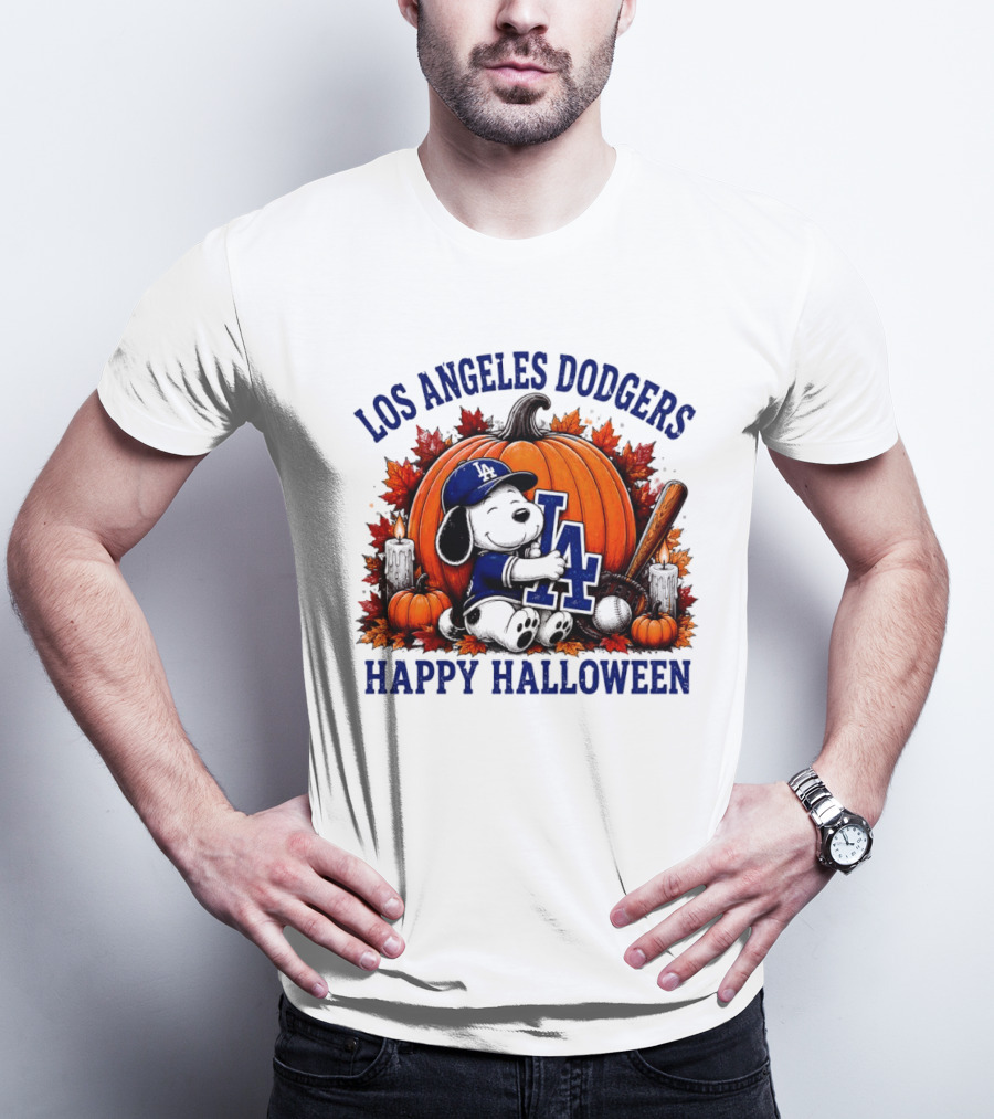 Los Angeles Dodgers Snoopy Hugging Pumpkin Happy Halloween Baseball T-Shirt