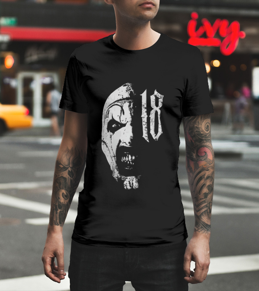 18 Terrifier Clown Distressed Half Face Screaming T-Shirt