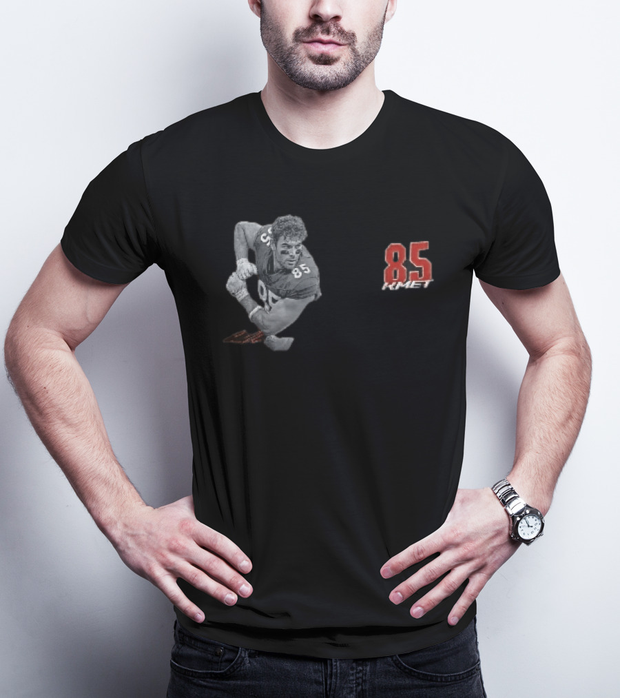 85 Kmet Monochrome Football Action Pose Red Jersey Number T-Shirt