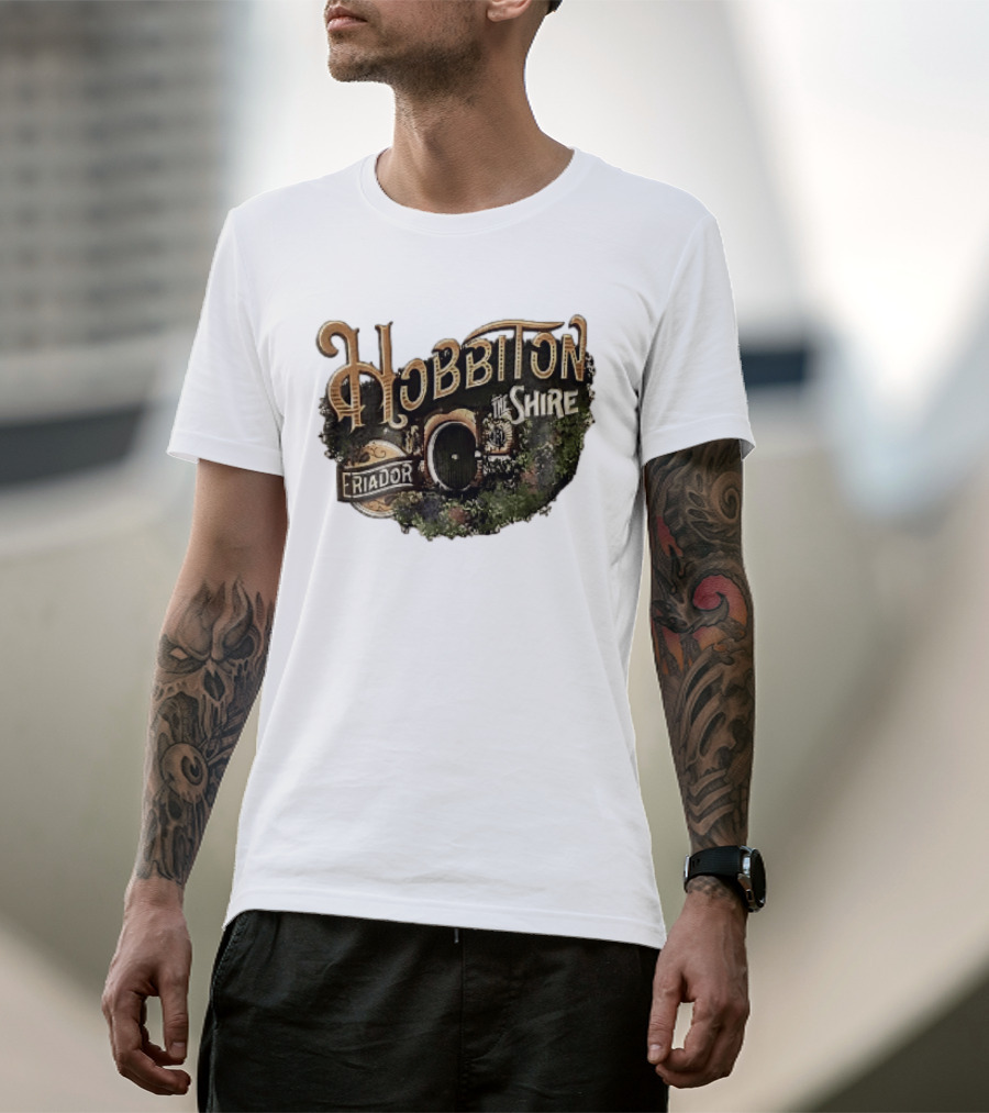 Hobbiton The Shire Eriador Green Hobbit Hole Door T-Shirt
