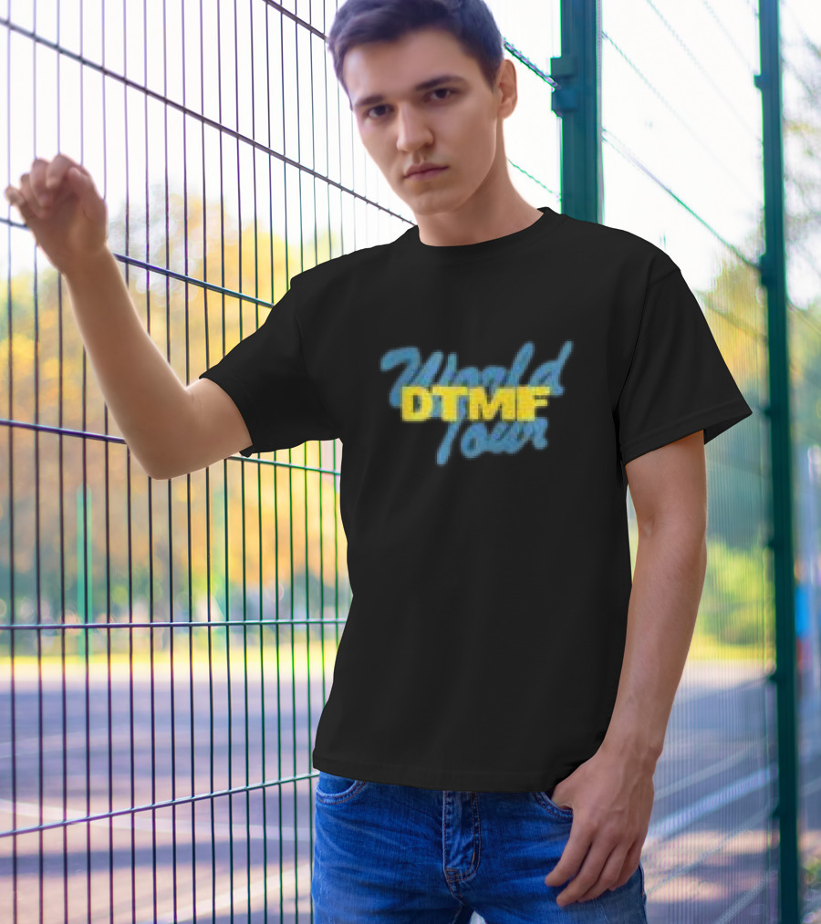 Debi Tirar Mas Fotos Dtmf World Tour Black T-Shirt